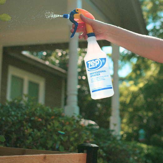 Zep Professional Sprayer – Fine Mist up to a 30-Foot Stream - 32 oz ...