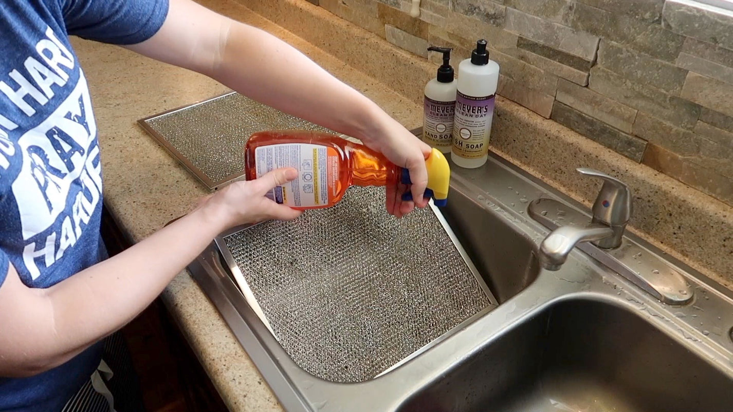Zep Heavy-Duty Citrus Degreaser and Cleaner Spray - 32 oz – Zep Inc.
